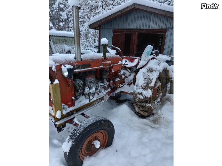 Säljes Nuffield Universal 3