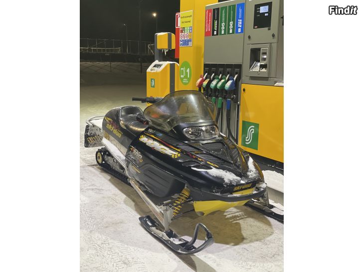 Säljes Ski doo mxz 700 bytes